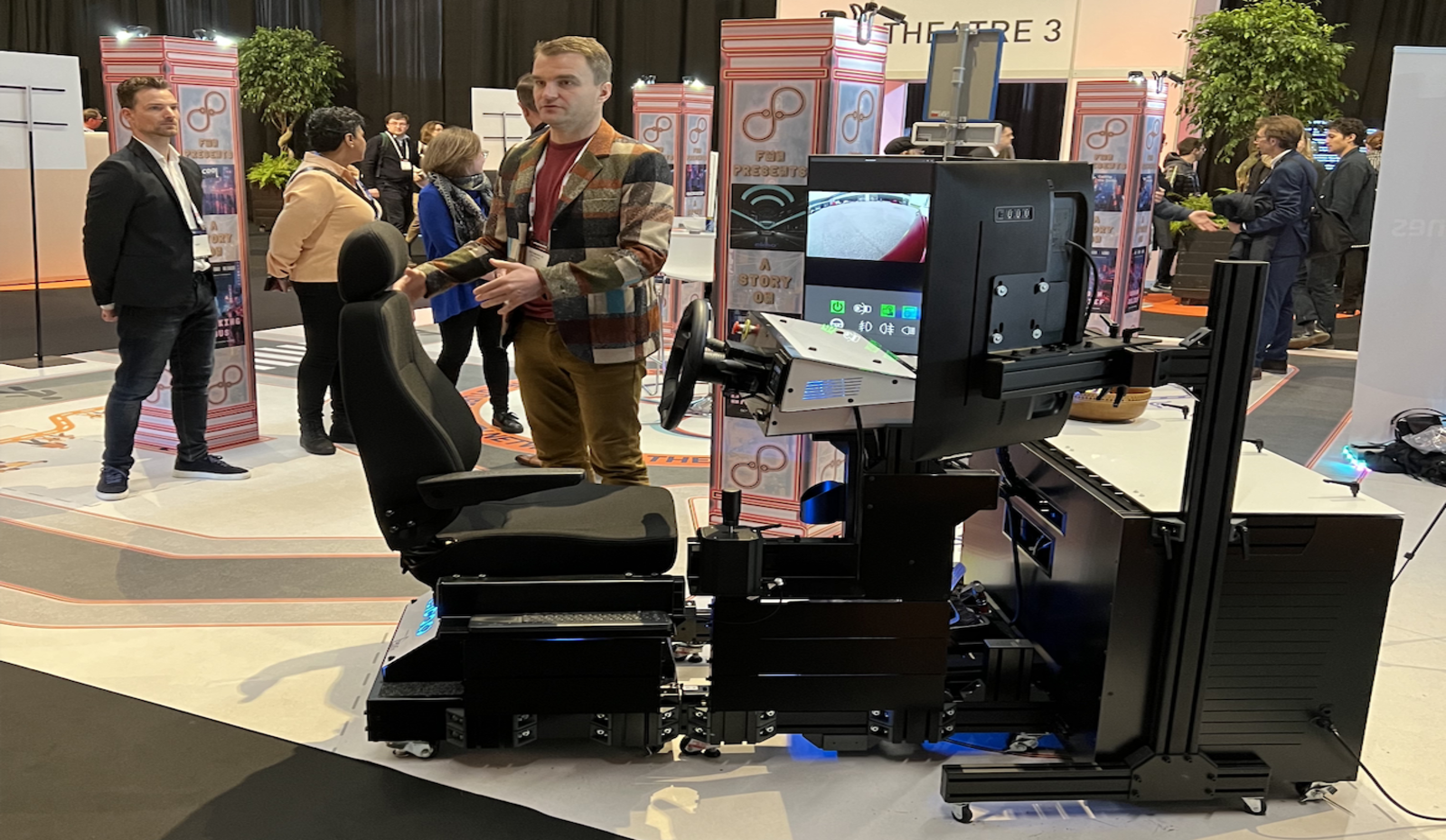 Elmo unveils 3rd generation teledriving workstation at Intertraffic ...